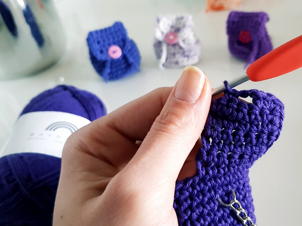 Backpacks Key-chains. Easy Crochet Pattern – ByKaterina